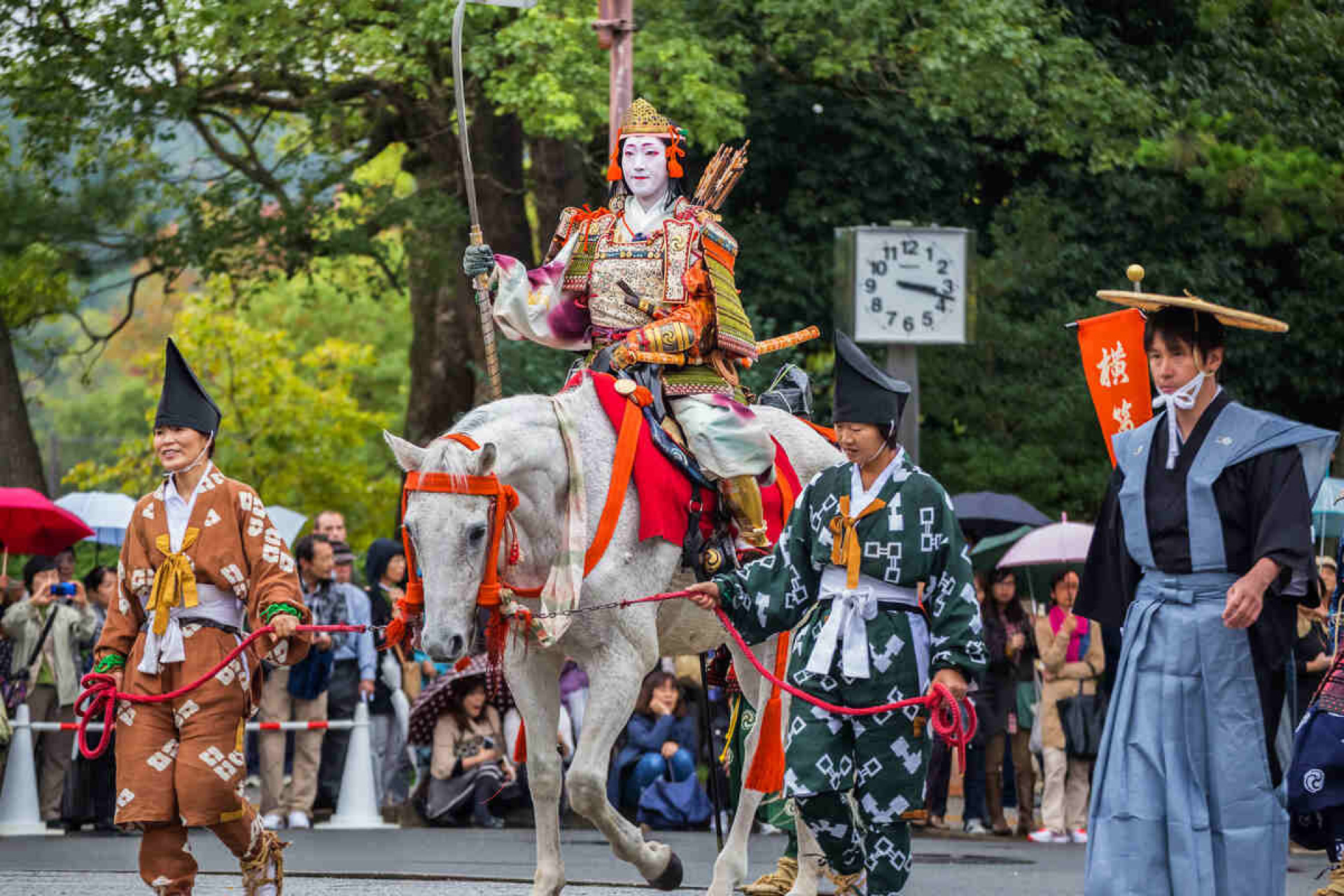 Walking through the traditions & history of Japan - YellowWood Adventures