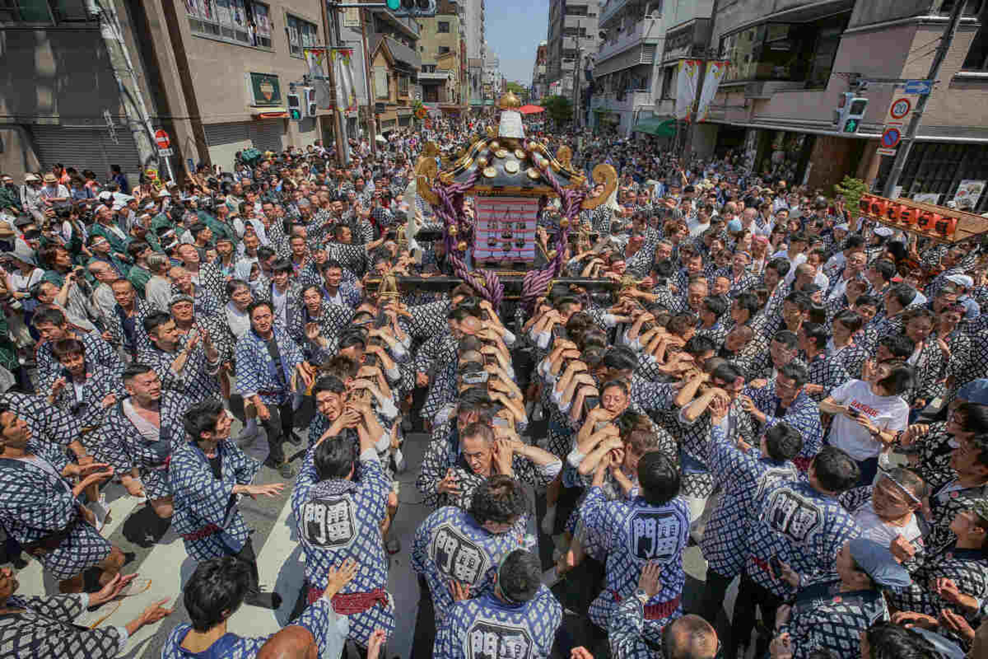 Walking through the traditions & history of Japan