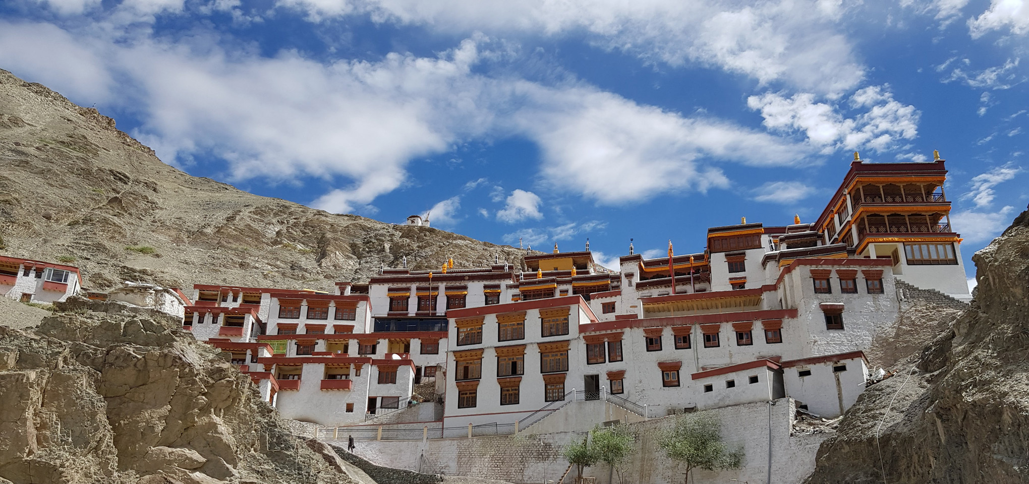 Ladakh Hiking Tour | Hiking the High Monasteries of Ladakh - Yellow ...