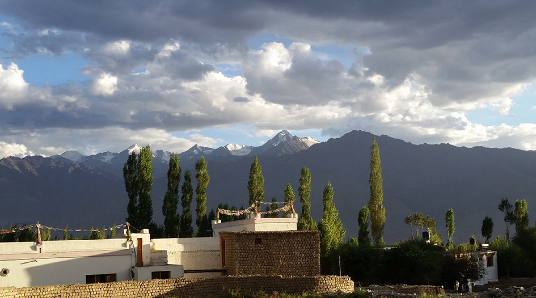 Ladakh Hiking Tour | Hiking the High Monasteries of Ladakh - Yellow ...