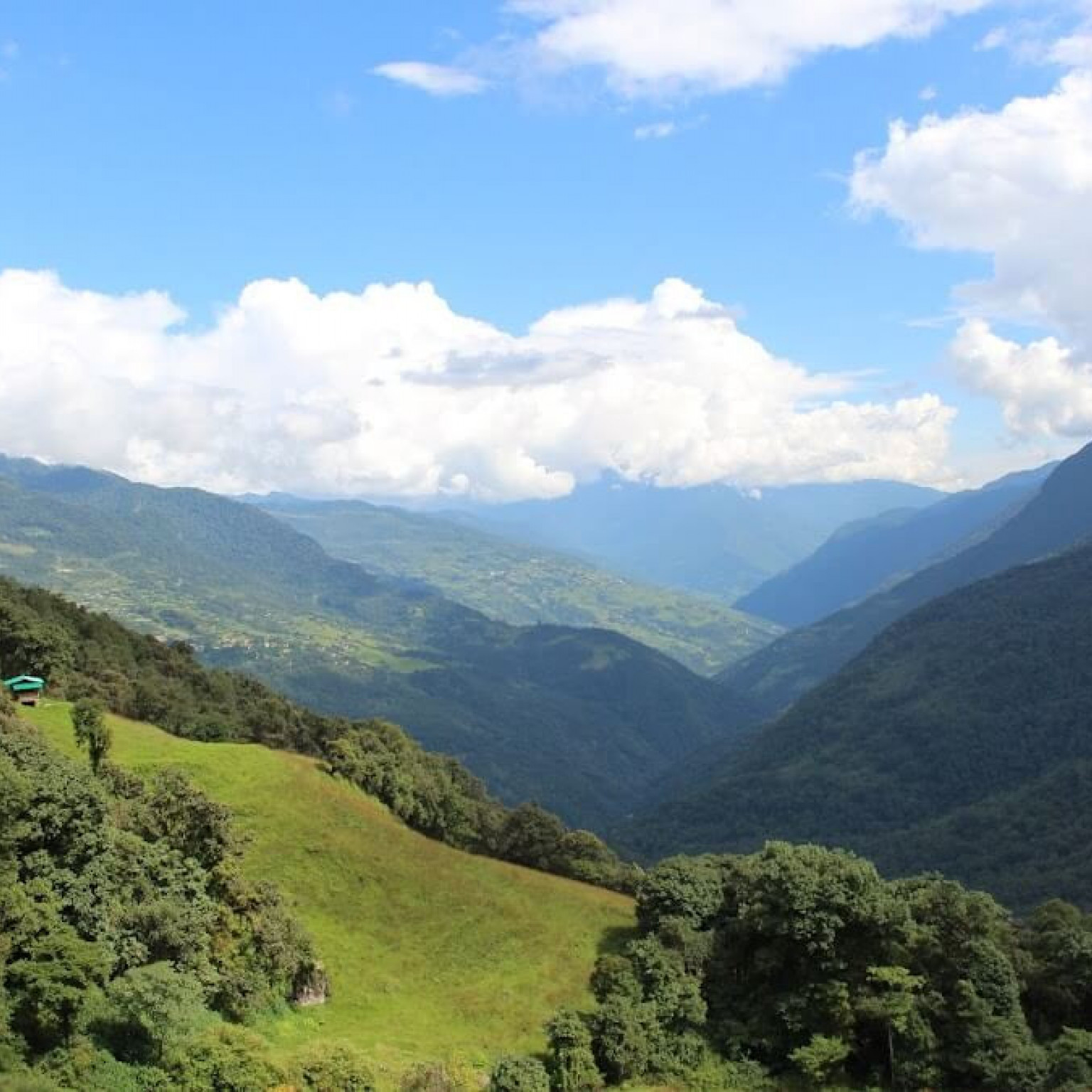 Bhutan Hiking Tour | Hiking Tour of the Trans Bhutan Trail - Yellow ...